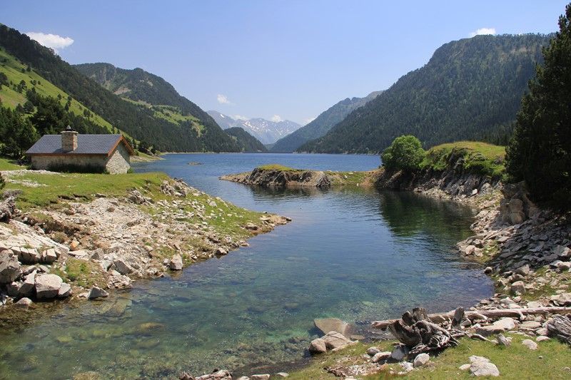 6-day traverse of the Pyrenees National Park in France